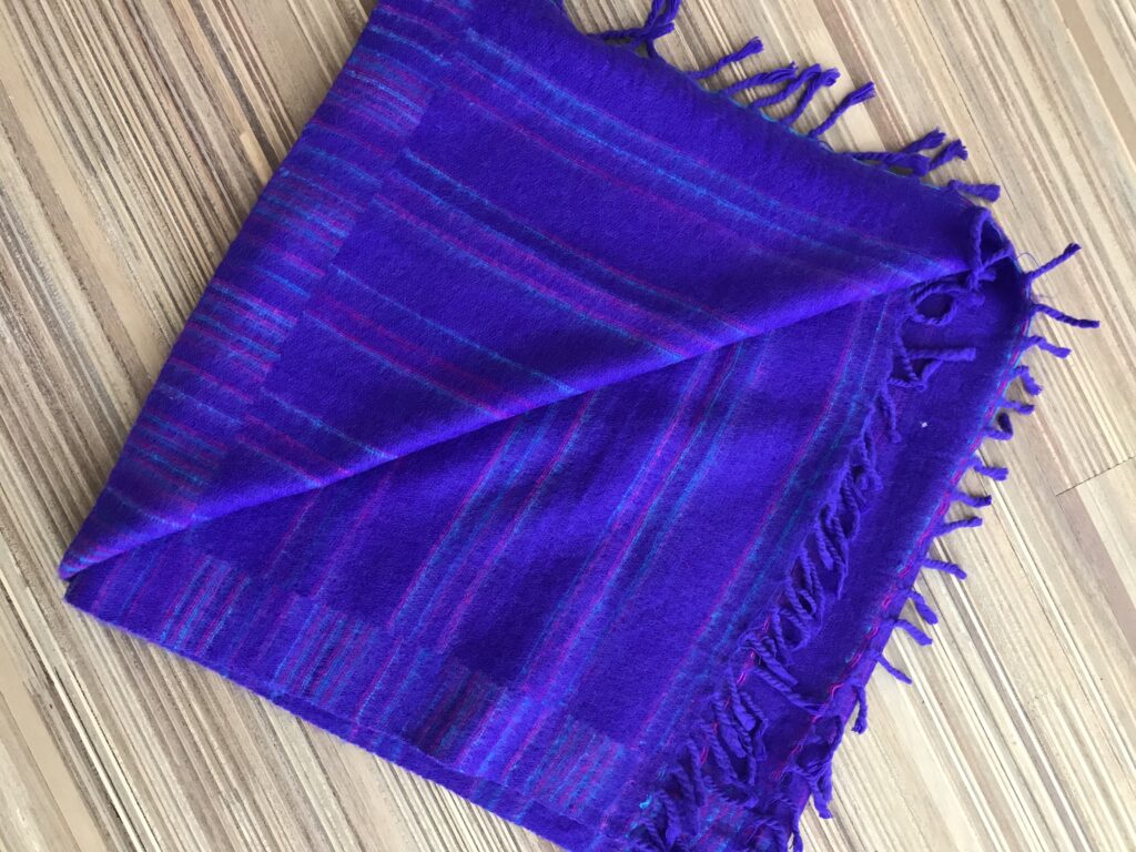 Yogastyles Meditatiedeken/omslagdoek paars/blauw | Susumna